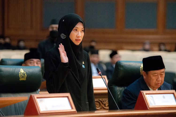 YB Queenie Chong - Entrepreneurship, Employment, Emerging Technology